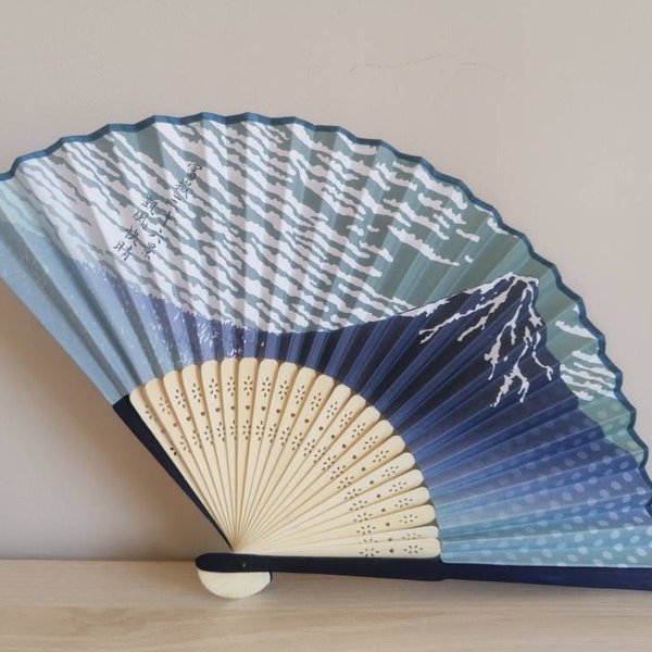 Japanese Design Fan, Hokusai Wave, Suehiro - Etsy