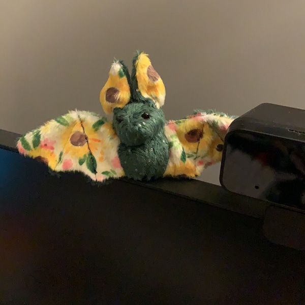 Light Yellow Sunflower Bat Plush - Etsy