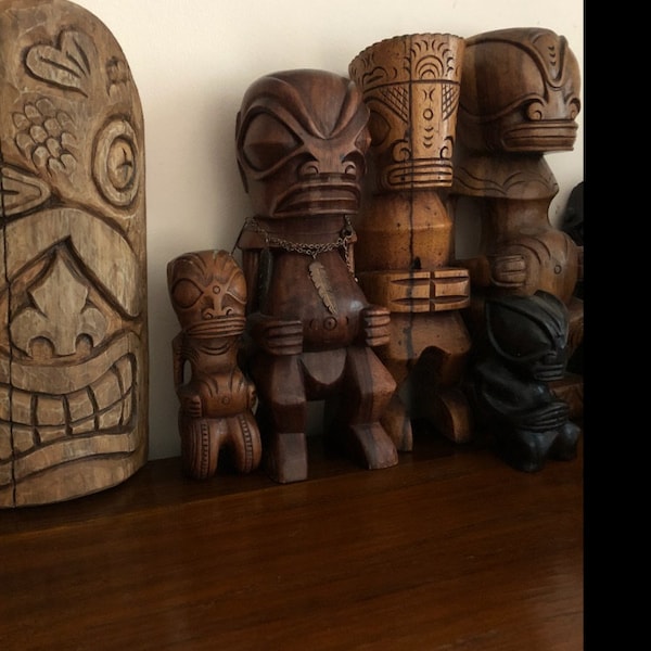 Voodoo / Tiki / Skull Style Wood Carving Hand Carved and 45cm Tall ...