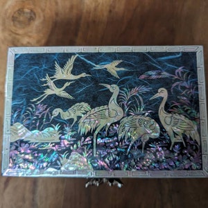 Mother of Pearl Asian Inlay Flower Jewelry Box Purple Vintage Keepsake ...