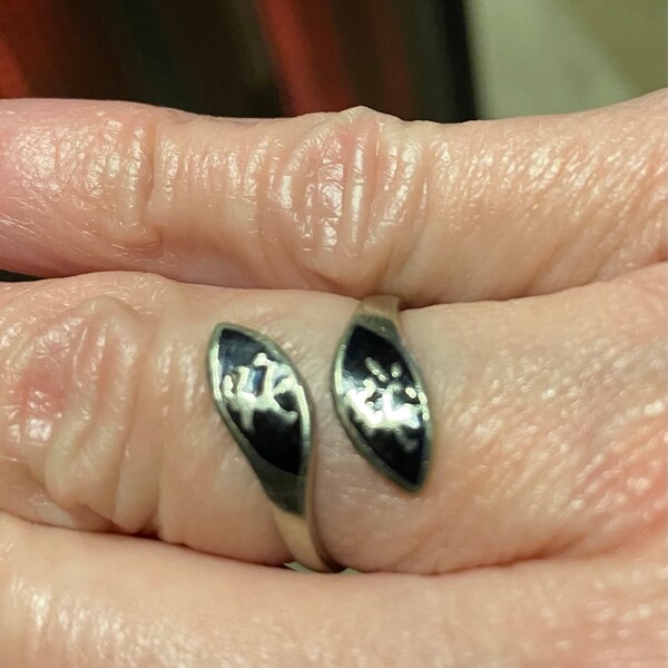 Black Enamel Ring, Black Siam Ring, Siam Ring, Silver Twist Ring, Black ...