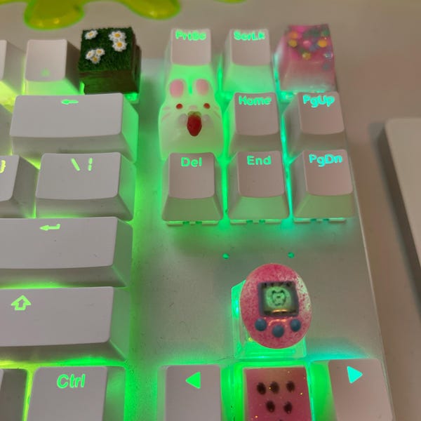 Artisan Cute Sparkly Y2K Tamagotchi Resin Backlit Keycaps, Kawaii ESC ...