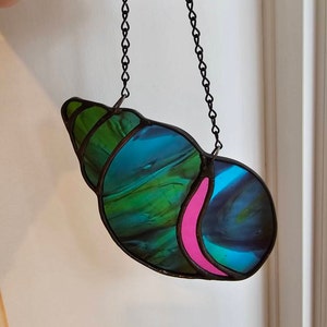 Wavy Flower Stained Glass Pattern Stained Glass Patterns Stained Glass ...