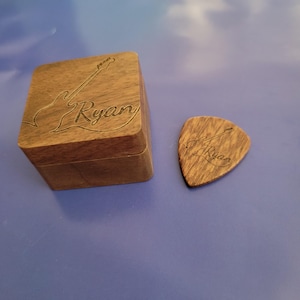 Custom Wooden Guitar Picks Box,personalized Guitar Pick Holder Storage ...