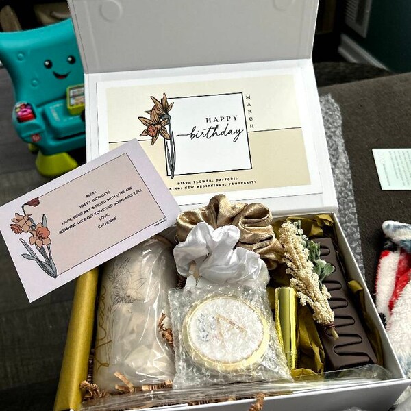 Happy Birthday Gift Box for Her, Personalized Birthday Box With Spa ...