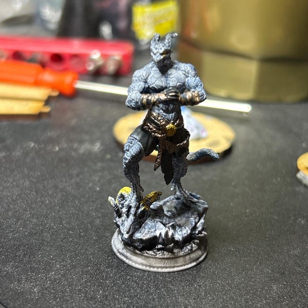 Leonin Monk Miniature- Leonin Fighter, Feline Brawler Mini for 5e ...