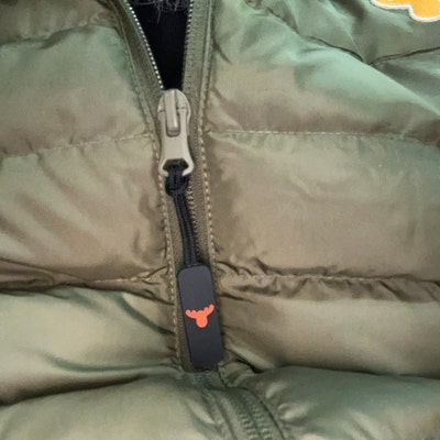 300 Custom Sleeve Hem Tags, Custom Hem Tags, Hem Tags on T-shirt ...