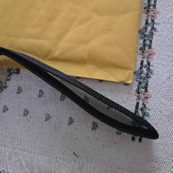 Liftgate Hatch Pull Assist Strap | SUV | Hatchback | Subie | for Short ...