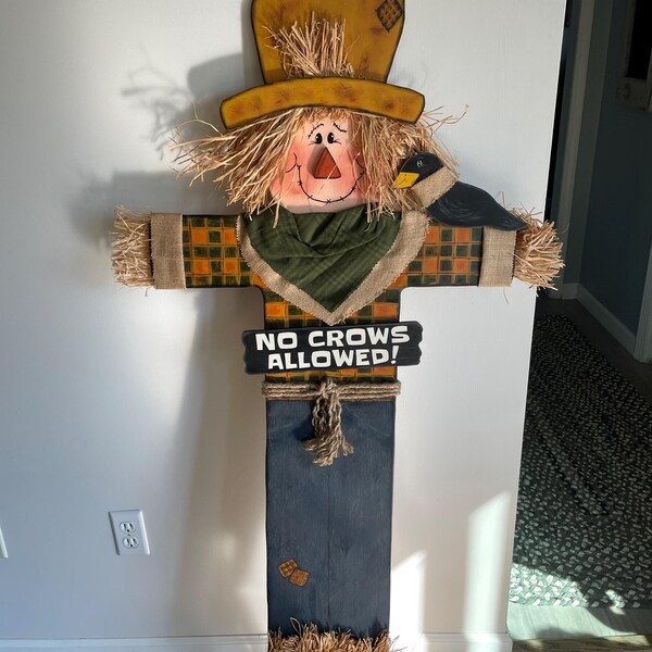 Oversized Silas Scarecrow W/ Black Crow Fall Oversized Wooden Wall ...