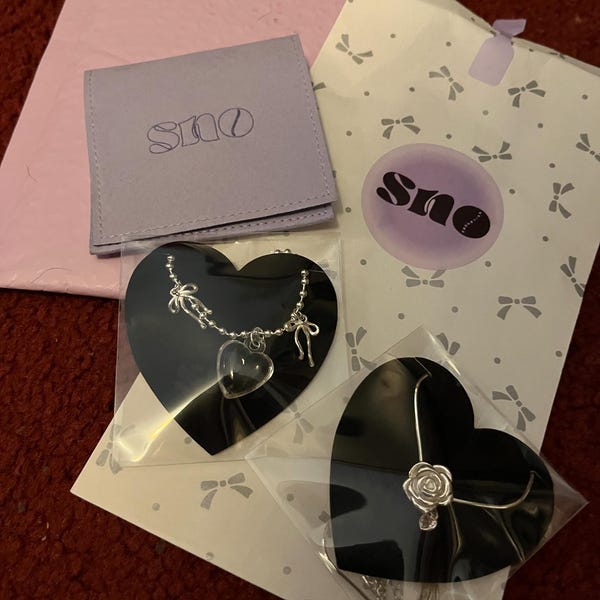 Cottagecore Vintage Coquette Locket Translucent Rose Round Locket Charm ...