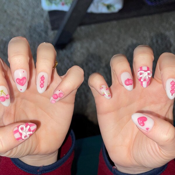 237 coolness Freestyle Cow Print Chrome French Tips Green Press on ...