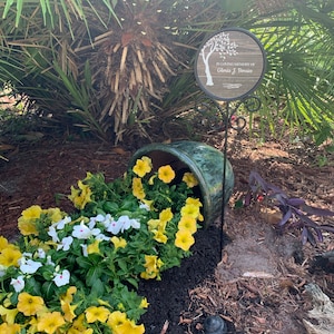 In Loving Memory Tree Personalized Round Magnetic Sign Set, Memorial ...