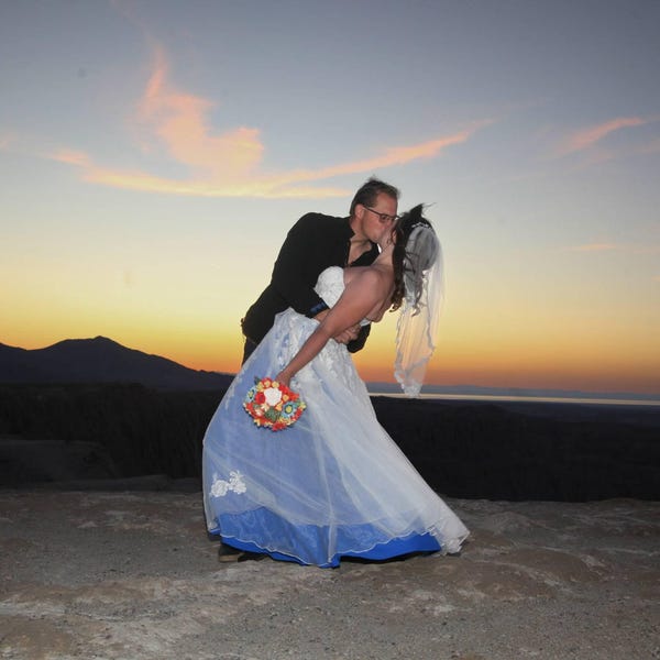 Navy Blue Flowers, Wood Flower Bouquet, Dark Greenery Bouquet, Dark ...