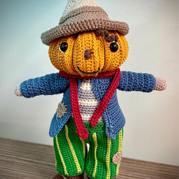 Halloween Crochet Toy Cute Scarecrow/amigurumi Scarecrow Pattern PDF ...