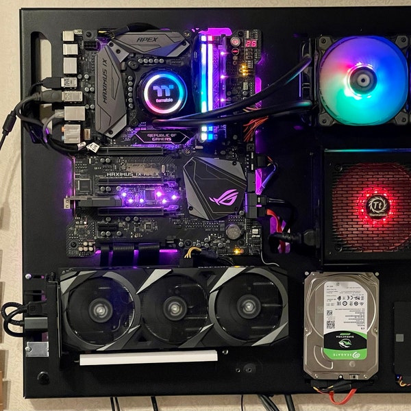 Wall Computer, Computer Wall Mount, Space Case, Open Case, Full ATX ...