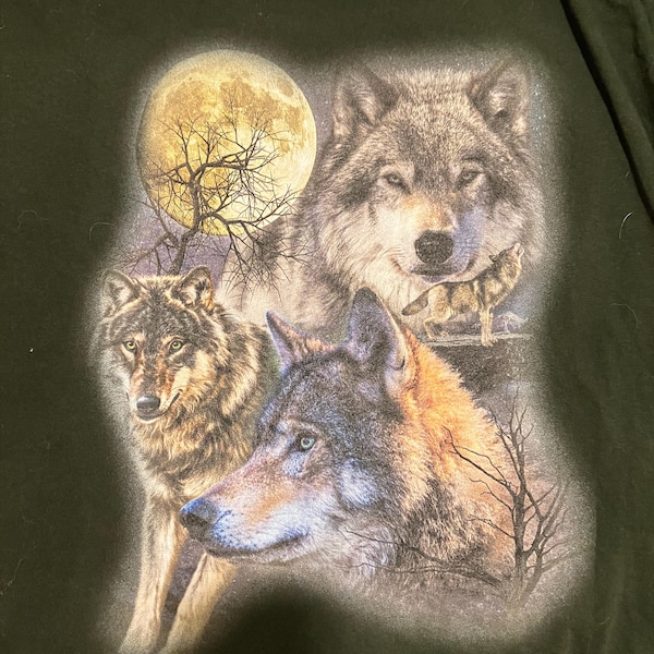 Vintage Wolf 90s Graphic Shirt, Wolf Lovers Retro Moon Tee, 2000s ...