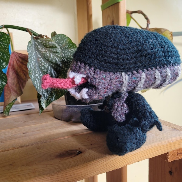 Crochet PATTERN Lil'xeno | Cute and Little Scary Amigurumi Alien From ...