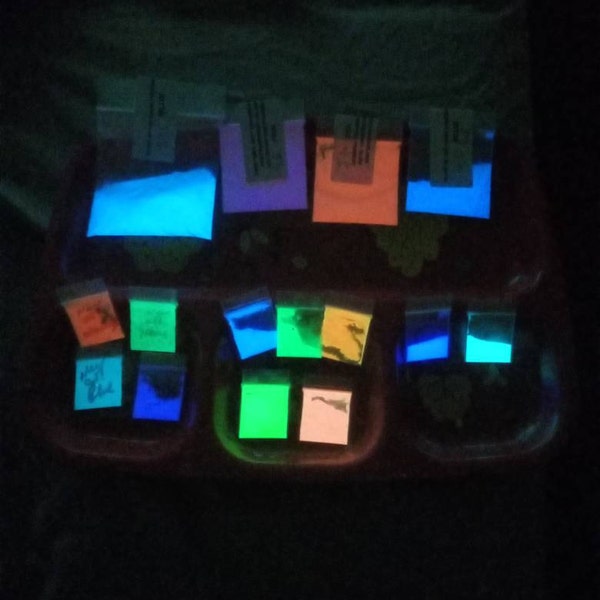 NEW ART Photochromic UV (solar) Activated Glow in the Dark Pigment. Set ...