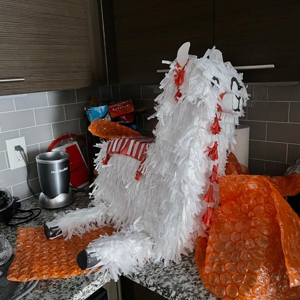 Full Size Wolf Piñata, Howl at the Moon Piñata, Halloween Pinata - Etsy