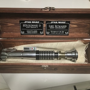 Wooden DOUBLE Lightsaber Box customizable - Etsy