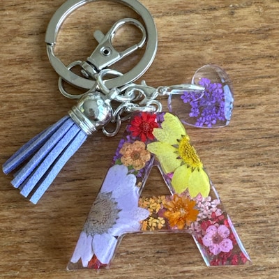 Custom Purple Flower Resin Keychain, Personalized Pressed Dried Floral ...