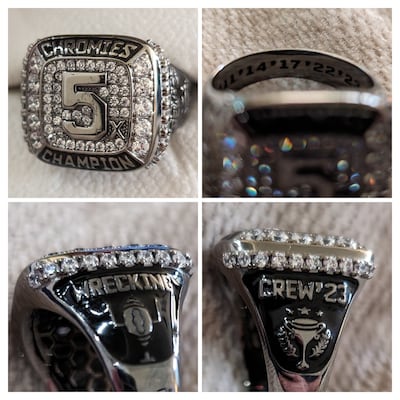 Women's Class Ring Fully Customized for High School and College Grads ...