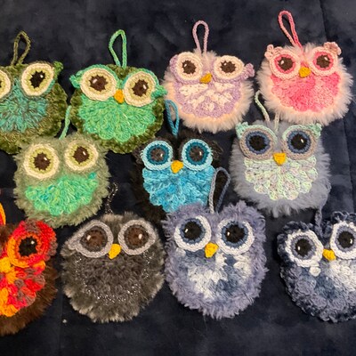 Crochet Bat AirPod Case - Etsy