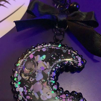 Iridescent Pastel Soft Pink Resin Daggers, Cleaver, Trinket Tray ...