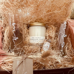 Boho Winter Gift Box Dried Florals, Winter Flannel Candle, Merry ...