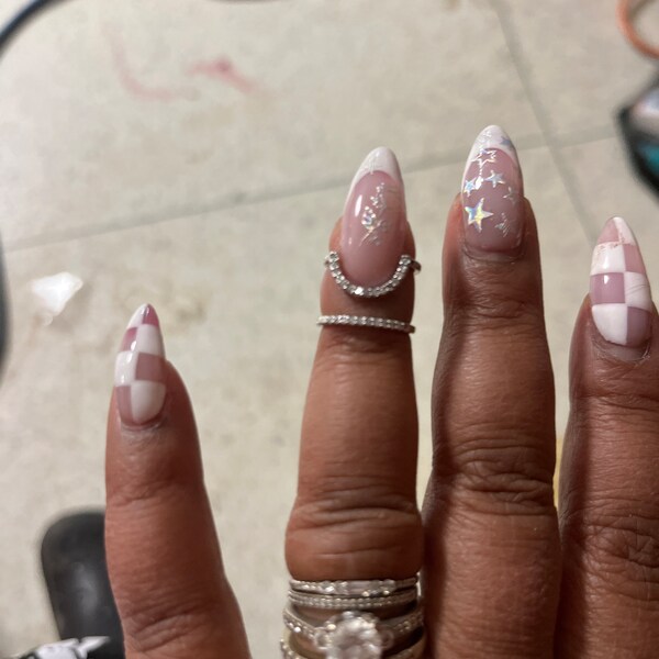 2 Fingertip Rings Fingernail Art Trendy Open Adjustable Rose Design ...