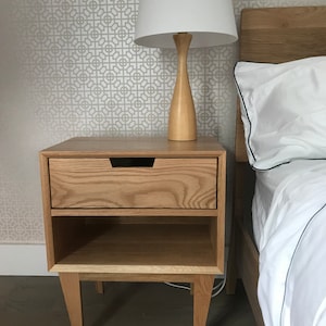 Flynn Vinyl Console - Etsy