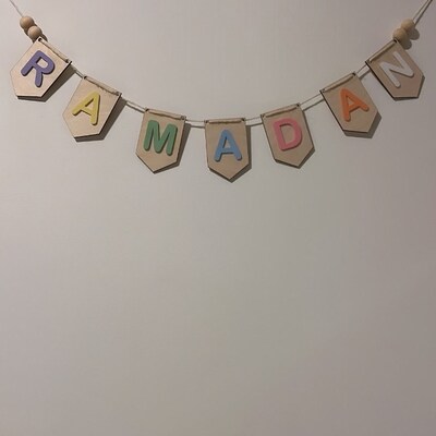 Ramadan Mini Banner for Kids in Wood Layered With Acrylic, Modern ...