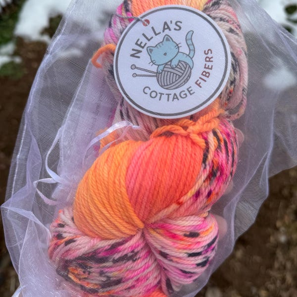 A Lil Loopy Hand Dyed Merino Wool Yarn – Neon Pink Orange Speckles ...