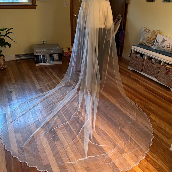 Lace Bridal Veil, Lace Wedding Veil, Floral Lace Edge Veil, Floor ...