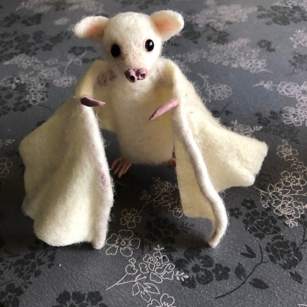 Needle Felted Albino Bat, Wool Gothic Decor, Halloween Bat, Realistic ...