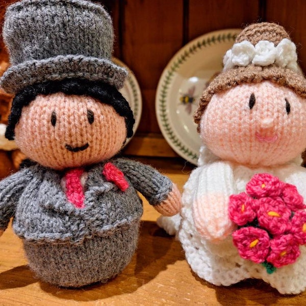 KNITTING PATTERN Blue Alien Inspired Choc Orange Cover / 15 Cms Toy - Etsy