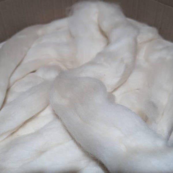 21 Lb Wholesale Wool Roving, Natural Un Dyed White Wool Top Fiber ...