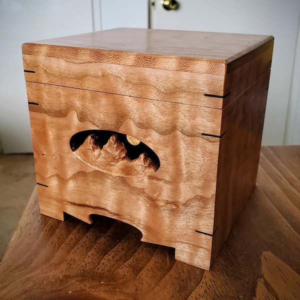 Burly English Elm Box Handmade by Sewelson - Etsy