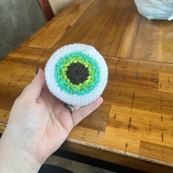 Large Eyeball Monsters Crochet Pattern by Crafty Intentions ...