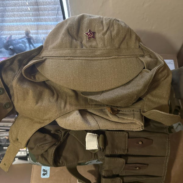 Soviet Army WWII Uniform, Red Guards Winter Uniform, Khaki Military ...