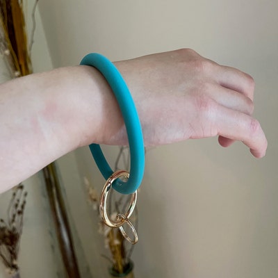 Silicone Key Ring, Keychain, Bracelet, Round Silicone Keychain ...