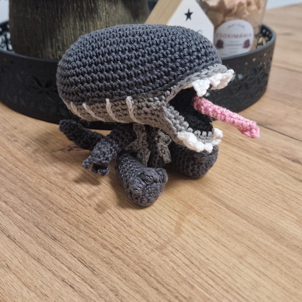 Crochet PATTERN Lil'xeno | Cute and Little Scary Amigurumi Alien From ...