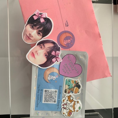 Le Sserafim I Love My Girlfriend Buttons - Etsy