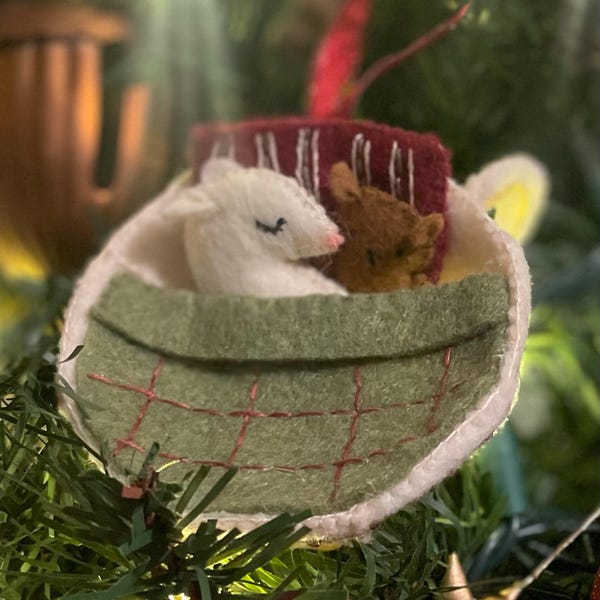 Not Even A Mouse PDF Pattern for a Hand Sewn Wool Felt Christmas ...