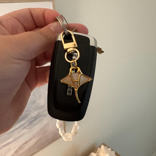 Manta Ray Keychain | Dainty Costal Manta Ray Keychain | Small Keychain ...