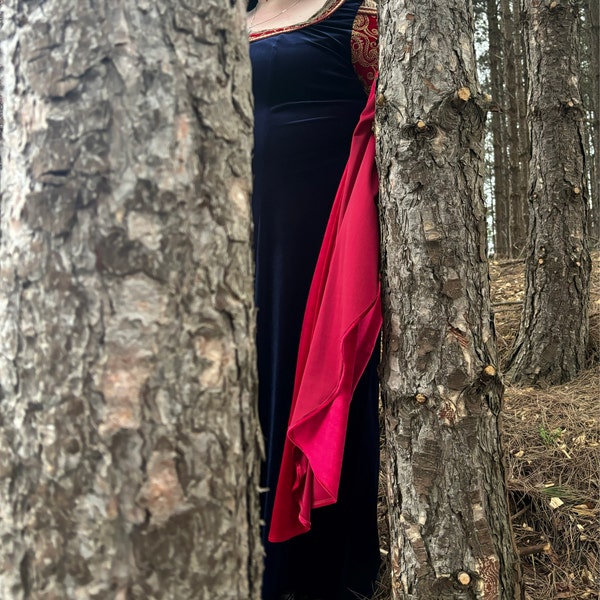 Lily Munster Coffin Cape, Cloak, Munsters, Gothic, Spooky, Vampire ...