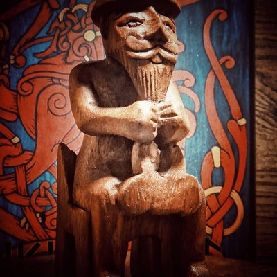 Celtic Omega Fibula With Bronze Knot Pattern Nordic Horseshoe Fibula ...