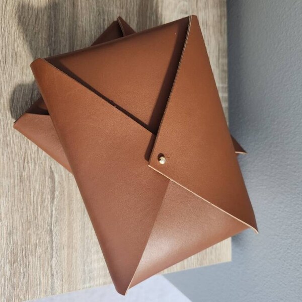 Set of 10 Classic Leather Envelopes for Prints Cognac Brown Packaging ...