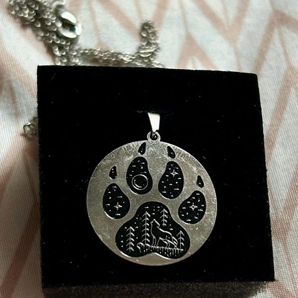 Rose Gold Wolf Necklace, Howling Wolf Pendant, Animal Jewelry, Colorful ...