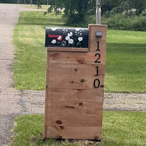 Beautiful, Handcrafted Cedar Mailbox Post A Sure Fire Way to Bring That ...